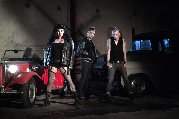 Horrorpops – Kiss Kiss, Kill Kill – CD Review | brokenheadphones.com